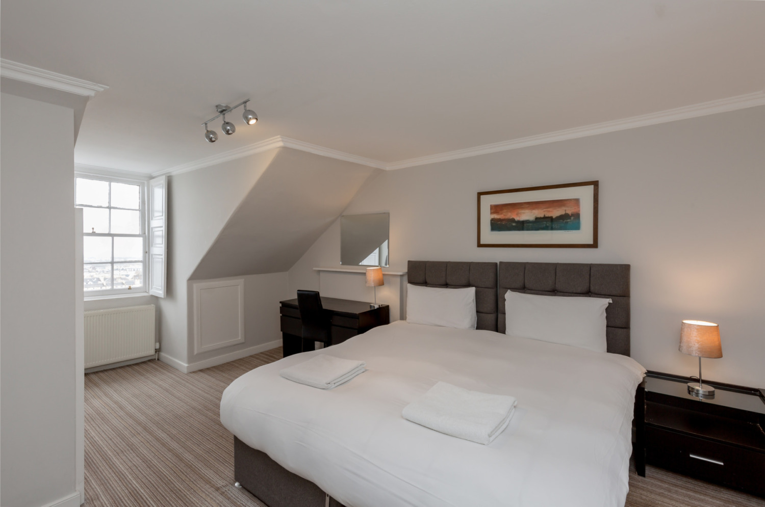 Edinburgh City Centre Apartments | York Place